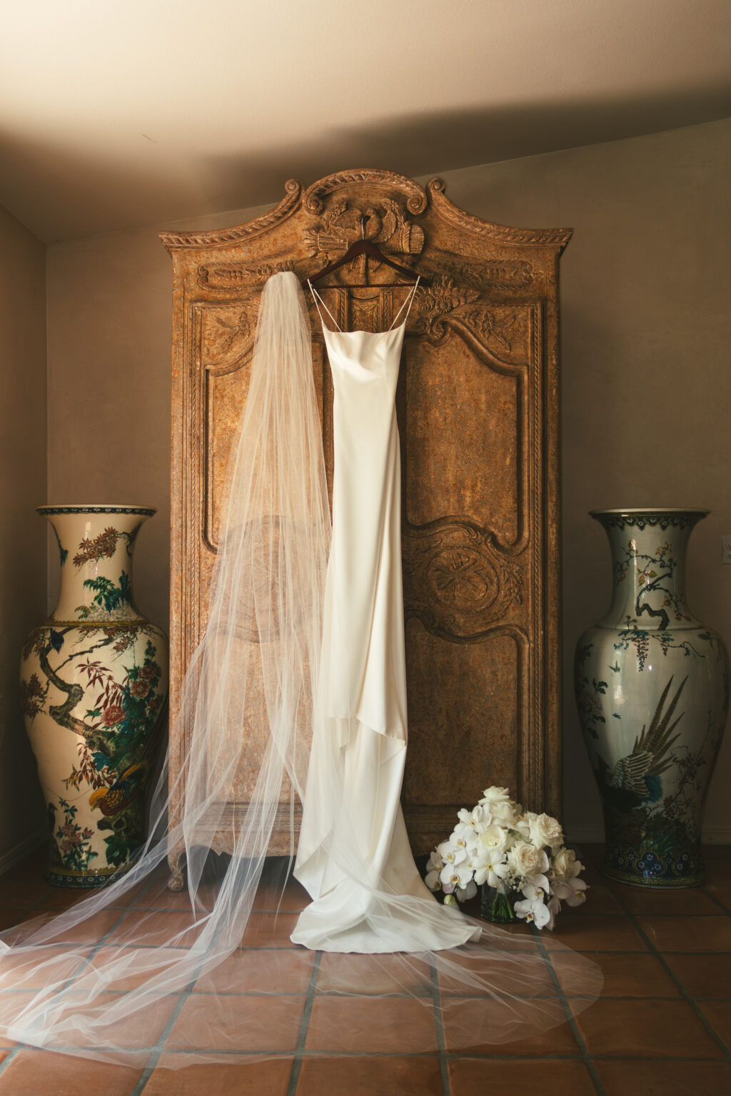 Romantic Summer Wedding at Hummingbird Nest Ranch - Featured in People ...