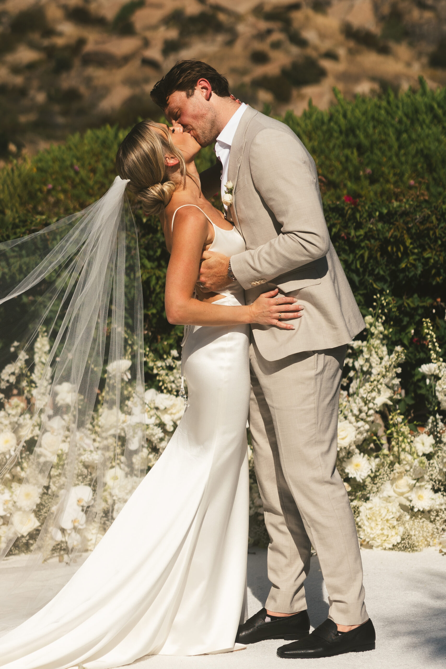 Romantic Summer Wedding at Hummingbird Nest Ranch - Featured in People Magazine